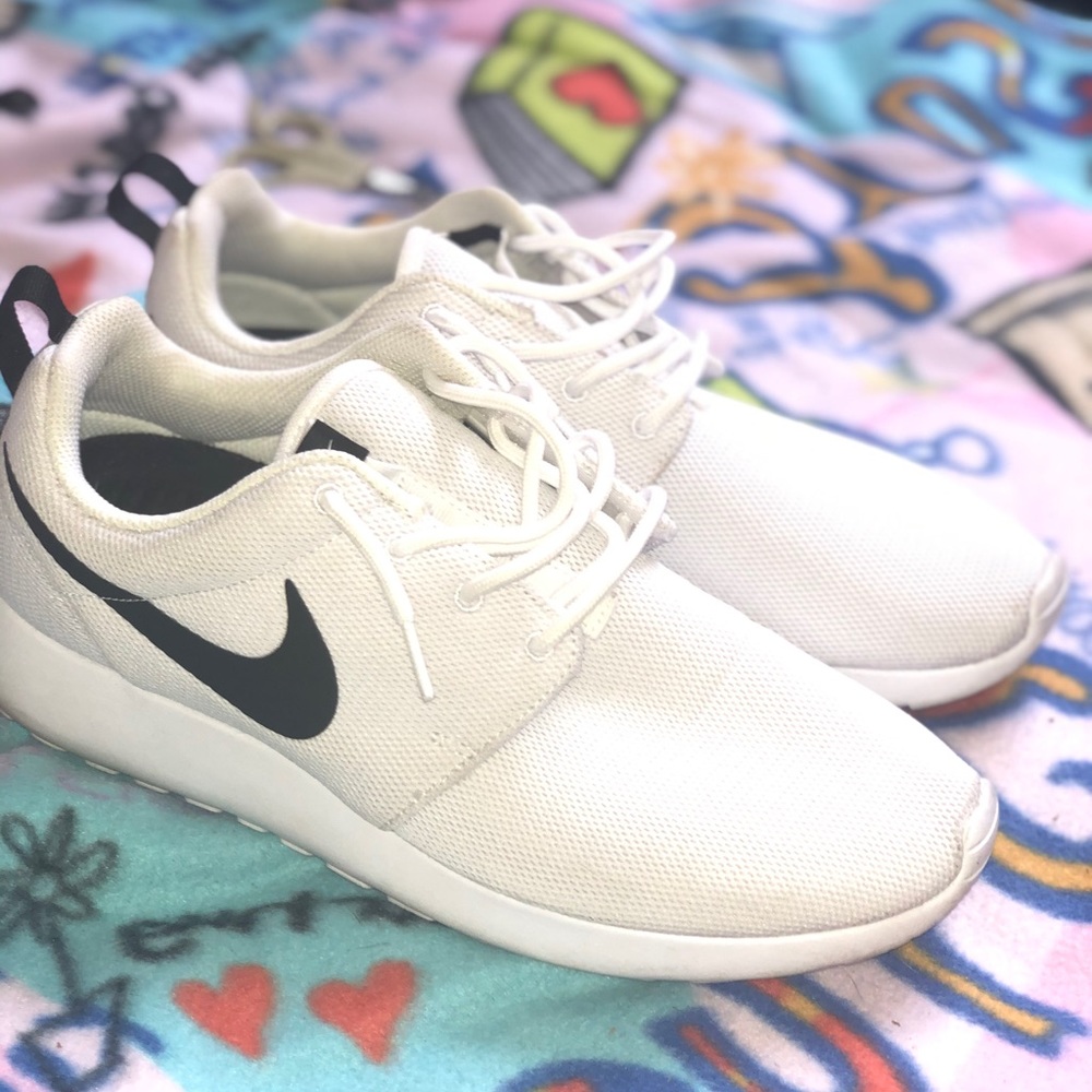 All White Roaches With Black Nike Swoosh - Gem